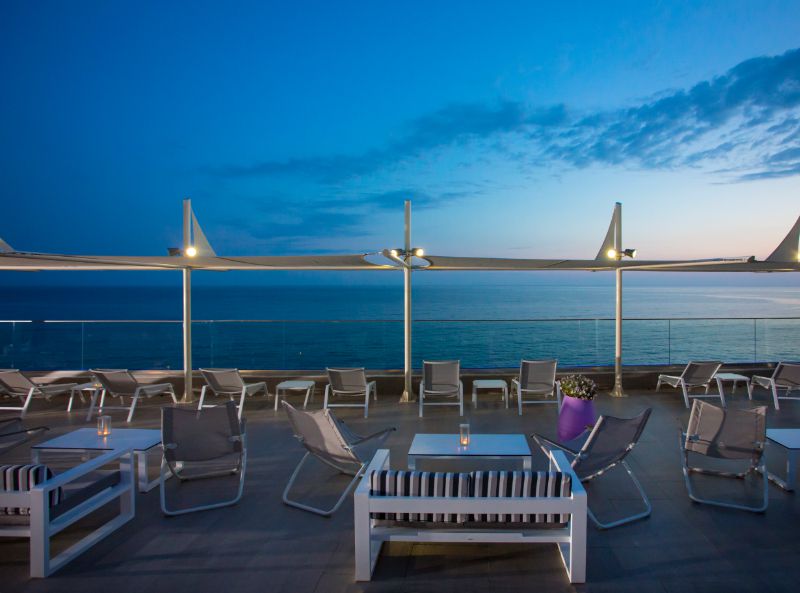 Luxury Holiday Specialists | Cyplon Holidays