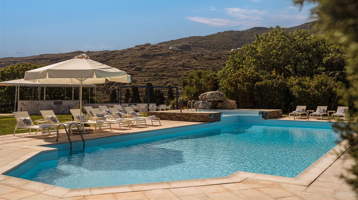 Paradise Art Hotel - Andros, Greece | Cyplon Holidays